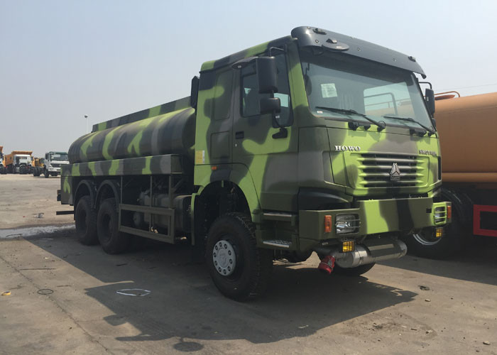 Gasoline / Diesel Oil Tank Truck For Army 9 Tons 25000 Kg 9200 × 2500 × ...