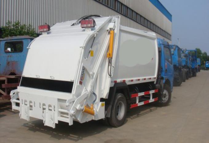 Compact Garbage Collection Truck 6cbm For Non - Toxic Waste Transportation