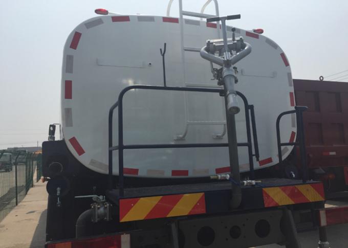 Green Water Carrying Water Tank Truck Drinking Water Truck 95km/h