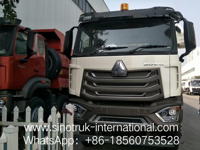 Sinotruk HOWO 8X4 Dump Truck 380hp 12 Wheels White H77L ZZ3317V386JB1R