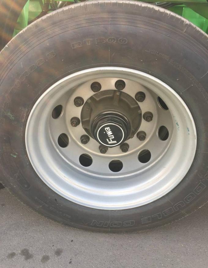 Side Lifter 3 Axles Truck Mounted Crane 20ft 40ft FUWA Brand Tri Axle